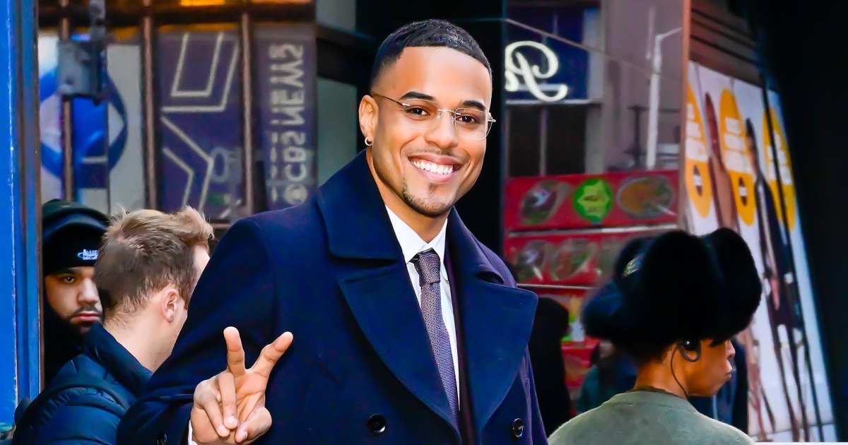 Behind the Scenes: Unveiling the Family of Bachelor Grant Ellis