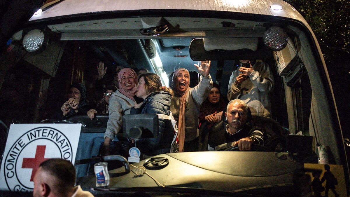 Capturing Moments: This Week's Most Stunning Photographs