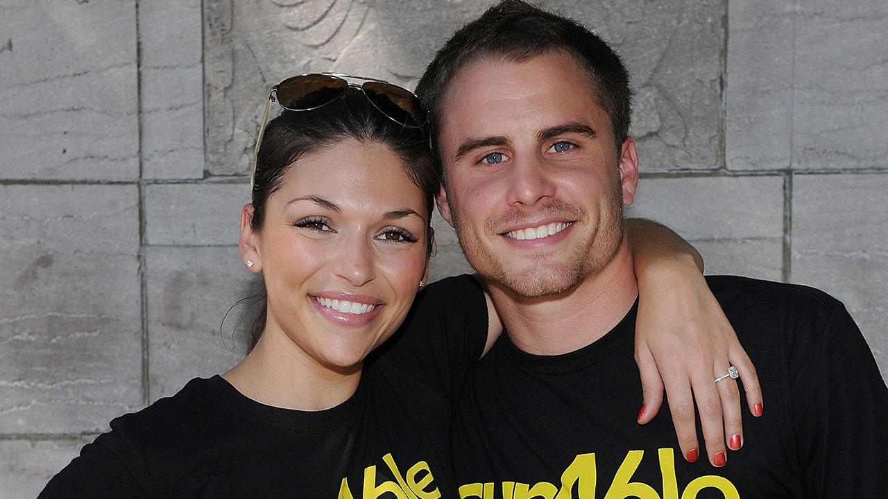 Former 'Bachelorette' Star DeAnna Pappas Faces Arrest Amid Allegations ...