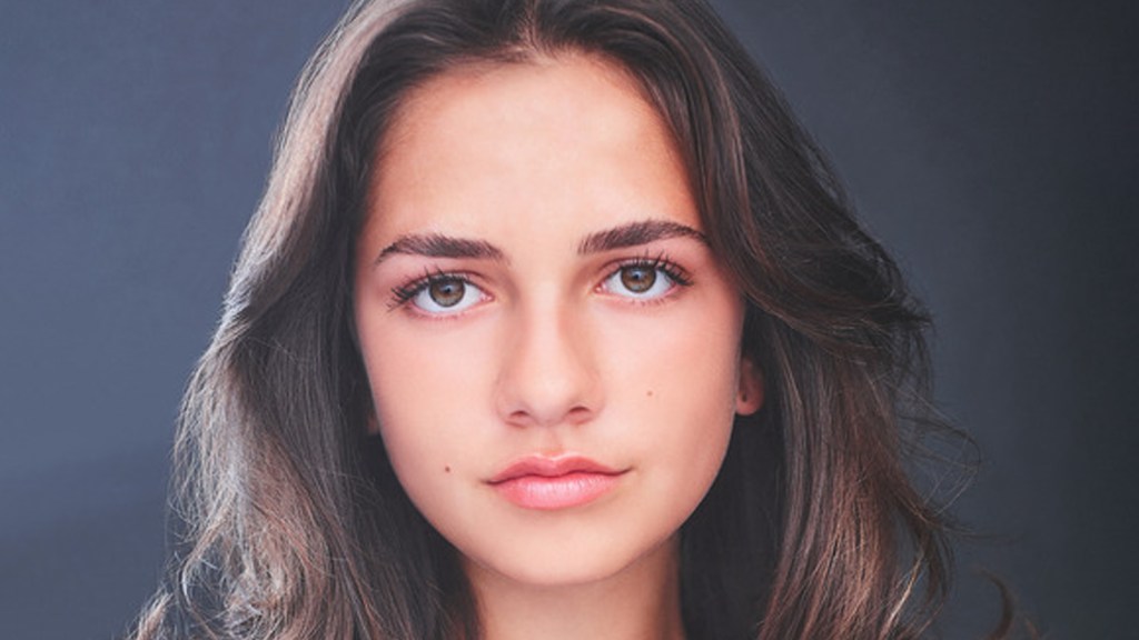 Mattea Conforti Steps into the Spotlight in Hulu's 'The Handmaid’s Tale ...