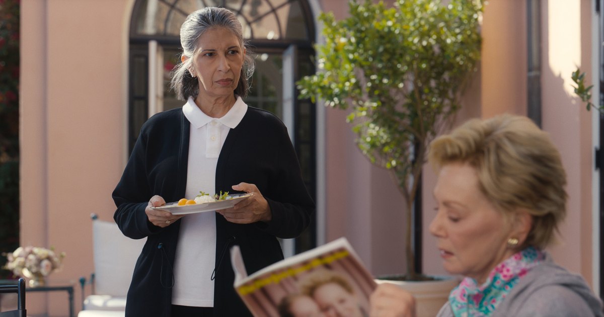 Inside the Evolving Dynamic Between Josefina and Deborah on Hacks